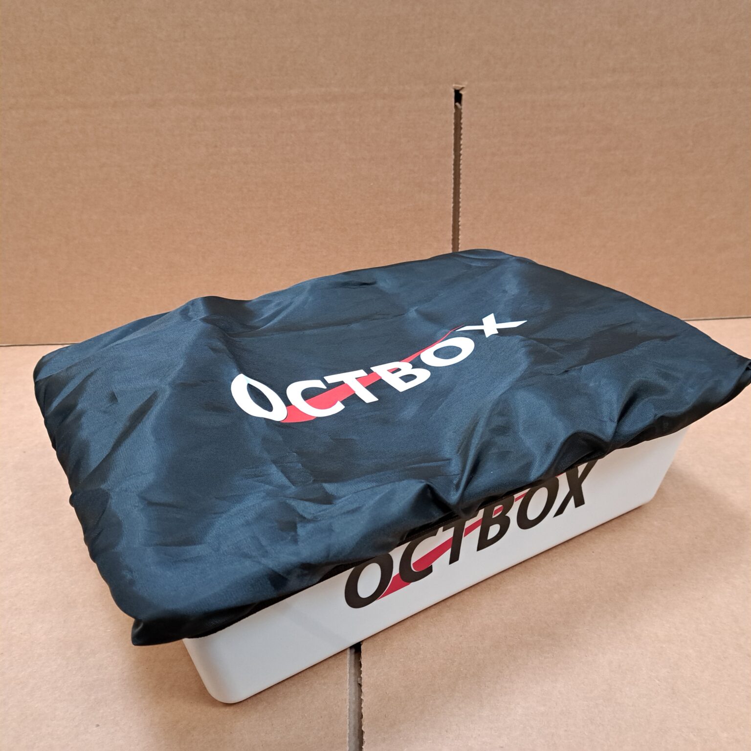 M18 Baitwaiter Swivel Tray & Baitcover B-oct-035 - Octbox Ltd