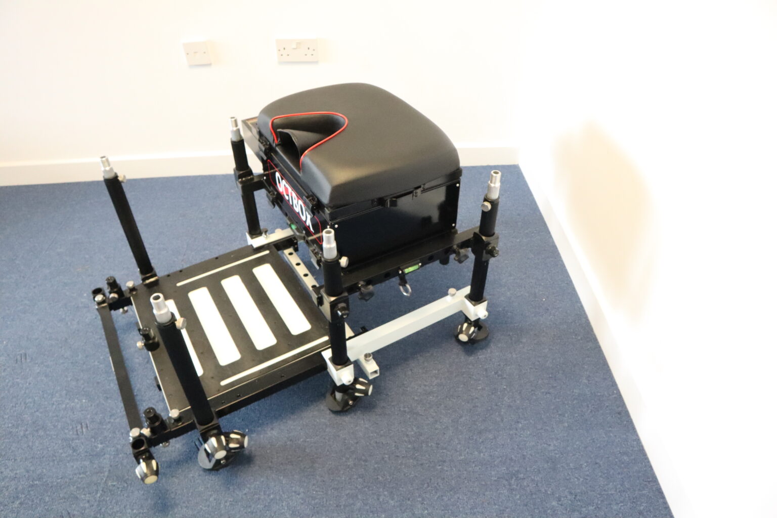 D36 Octbox Limited Anniversary Seat Box - Octbox Ltd
